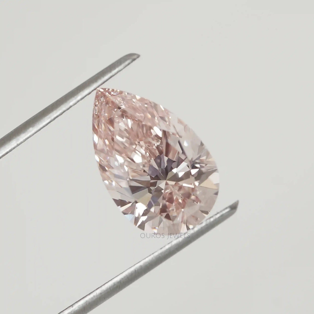 Fancy Intense Pink Pear Shaped Diamond — Ouros Jewels
