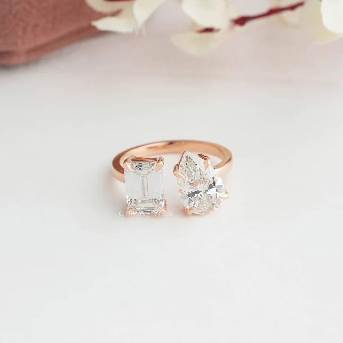 emerald diamond toi moi engagement ring — Ouros Jewels